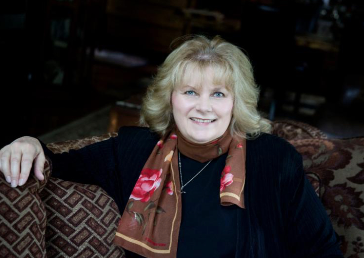 Who Carrie Stuart Parks Turns to for Romance - Author Sarah Hamaker